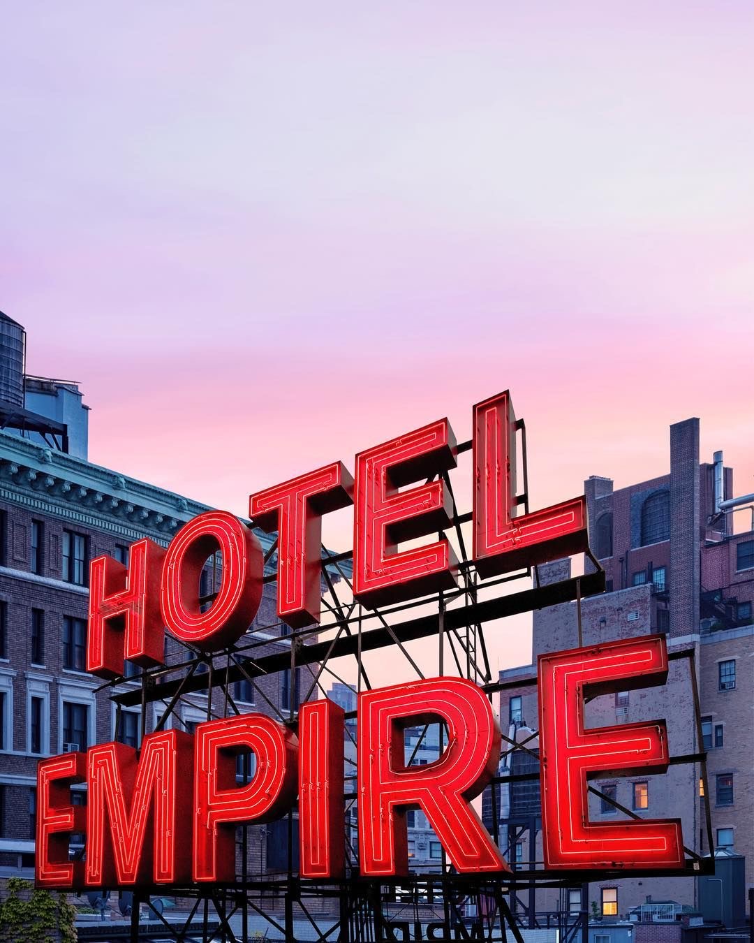 The Official Gossip Girl Tour NYC – Guided Bus & Pedicab Tours + 25 ...